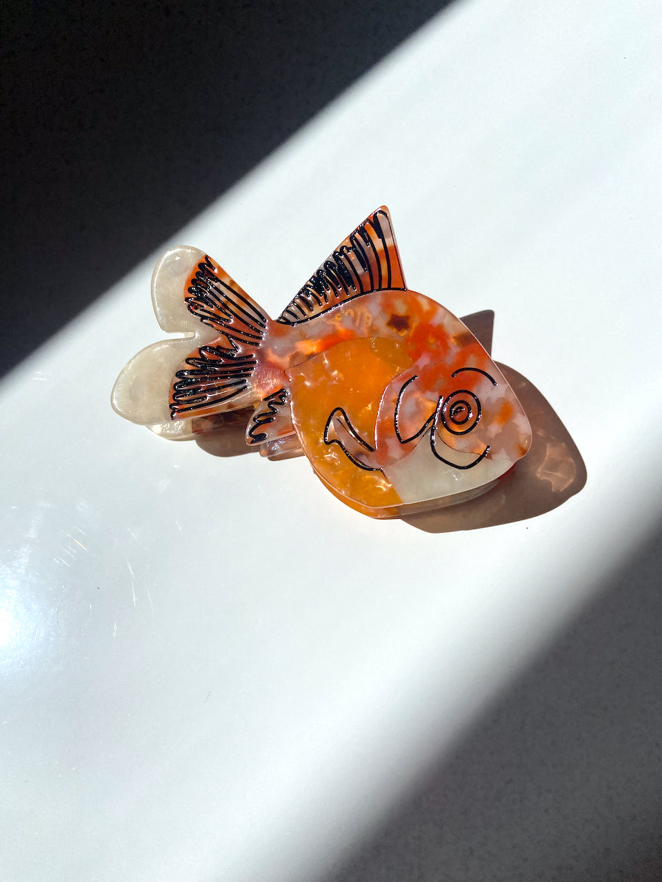 Hand-painted Goldfish Claw Hair Clip | Eco-Friendly – Solar Eclipse